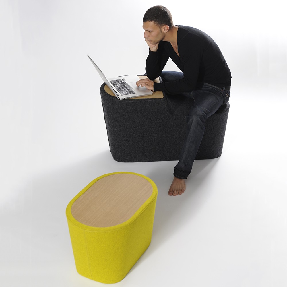 Pouf avec tablette pour open space ou coworking → Aménagement ...